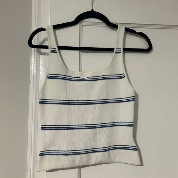 Aritzia | Tops | Babaton Tank | Poshmark